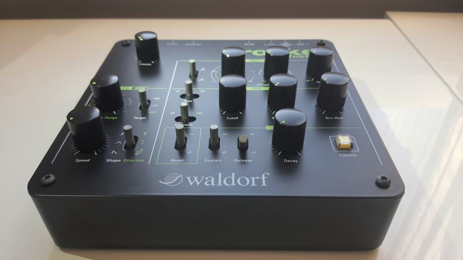 WALDORF ROCKET SYNTHESIZER