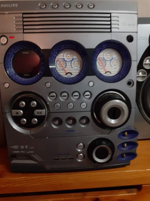 Glasbeni stolp Philips Mini Audio System FW-M777, tudi PC compatible.