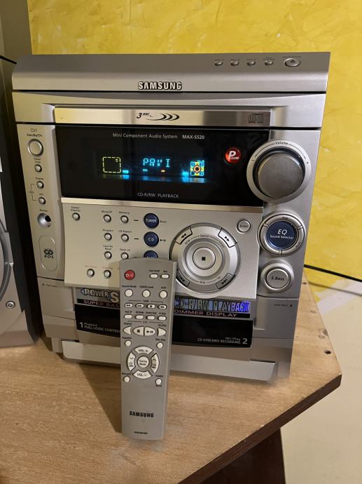 Glasbeni stolp SAMSUNG MAX S520/S530