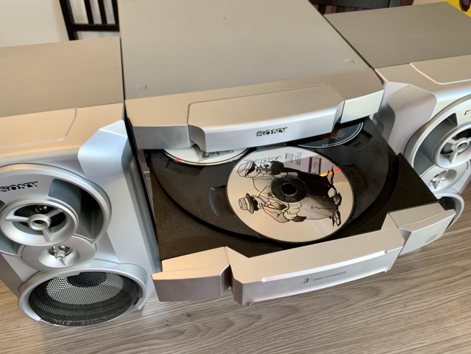 Glasbeni Stolp Sony MHC-RG 110