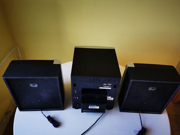 Hi-Fi PHILIPS (radio, 3xCD, kasetofon, USB, AUX, RIP-anje/snemanje...)