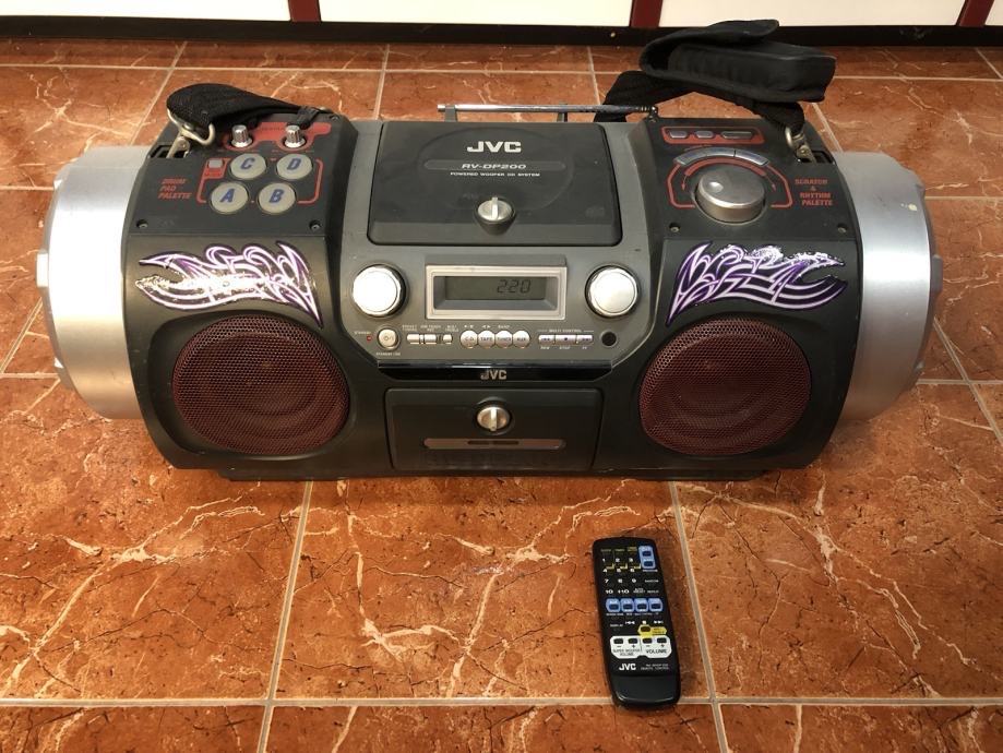 Ozvočenje JVC RV-DP200 powered woofer cd system