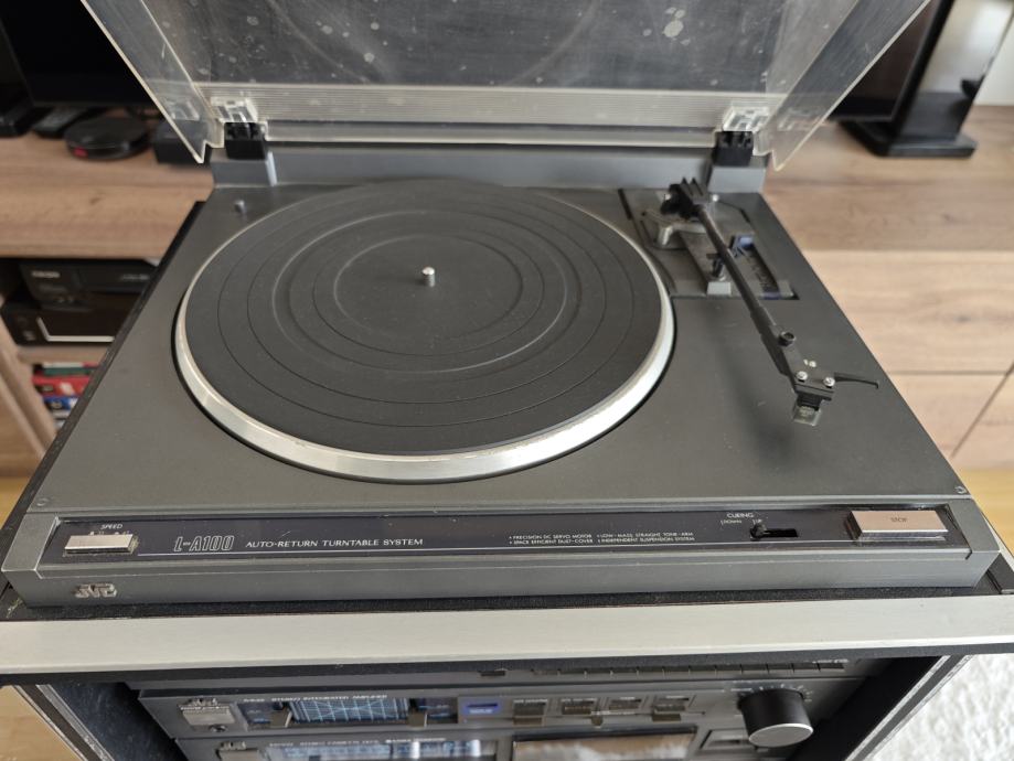 Retro HI FI sistem JVC (1984)