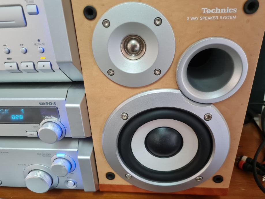 TECHNICS SC-HD505, mini stolp