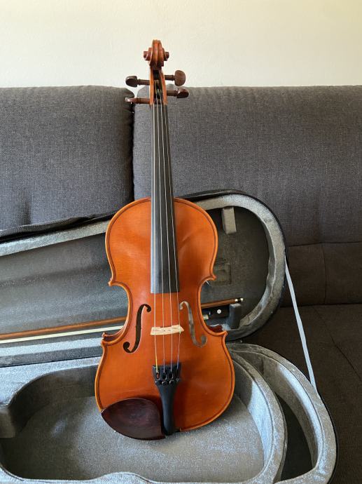 PRODAM VIOLINO YAMAHA 3/4 (rabljena manj kot 1 leto)