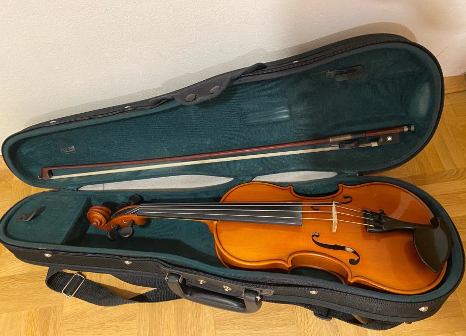 Violina 1/2 polovinka