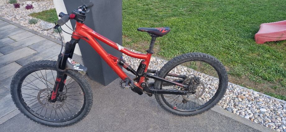 BERGAMONT BIG AIR TYRO 24col DH