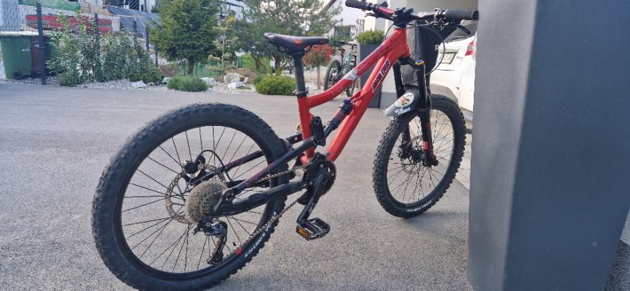 BERGAMONT BIG AIR TYRO 24col DH