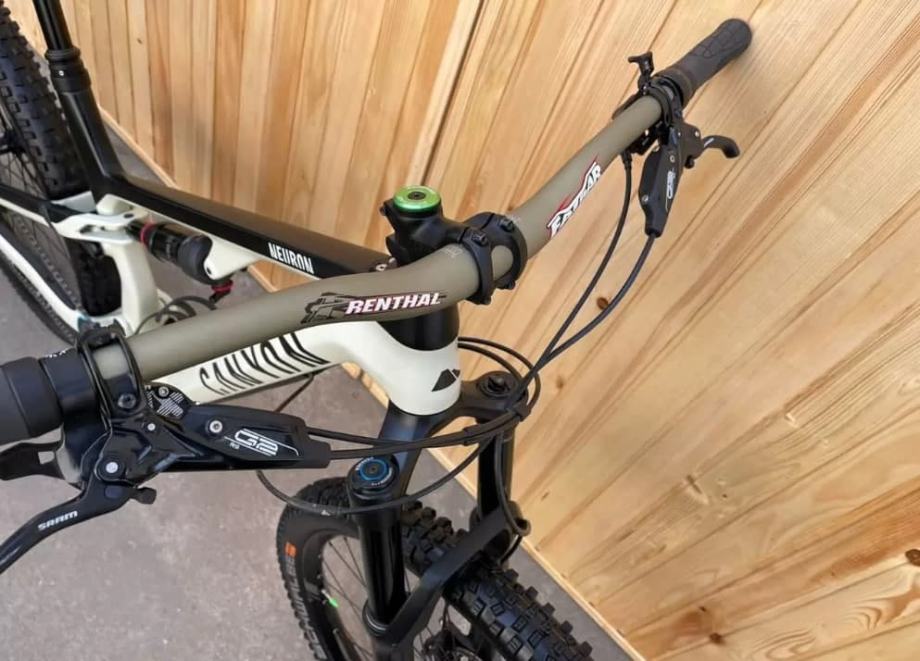 Canyon Neuron CF 8 (2020) Trail 140 mm