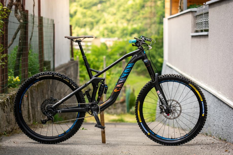 Canyon Strive 5.0 Race