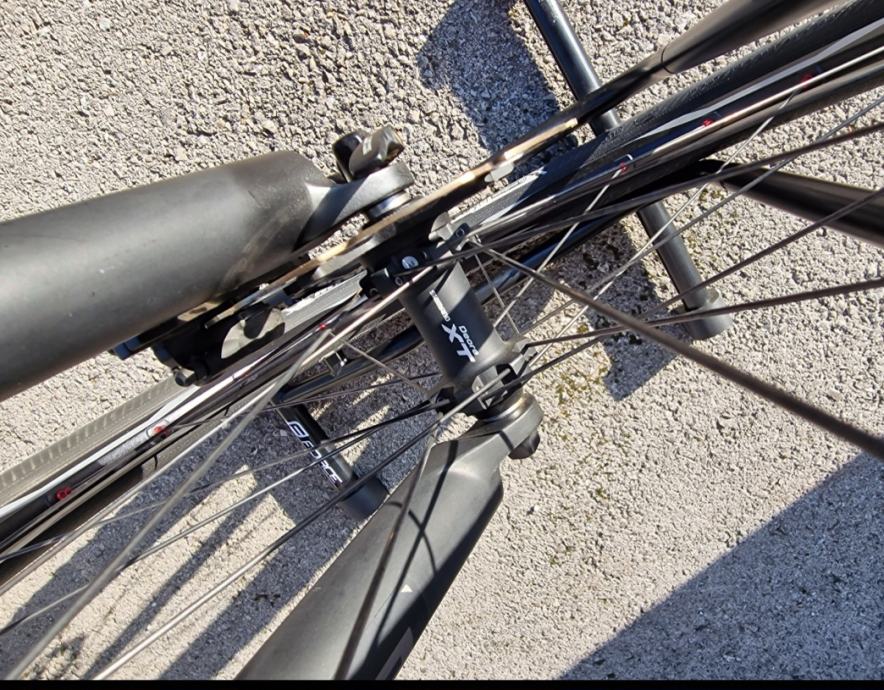 Carbon Olympia Spike