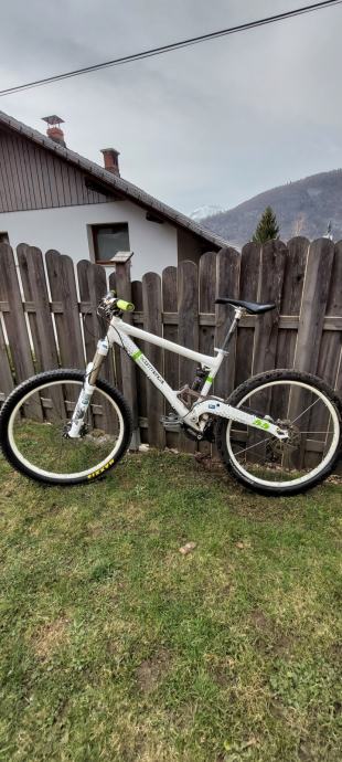 Commencal Meta 55-Gorsko kolo