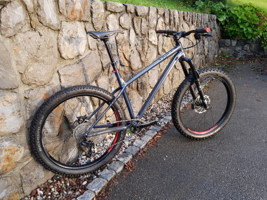Commencal Meta HT Hardtail 140mm, 27,5+ Large L Gorsko kolo