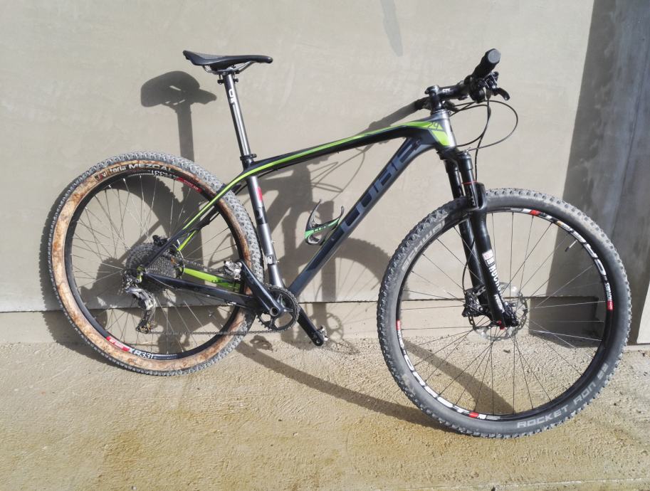 Cube Reaction -XT-ZTR-DT SWISS-Carbon-, menjam za cestno