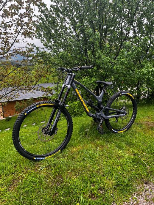 Dh nukeproof disent 297 L 2022