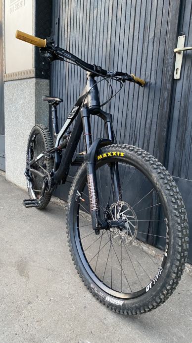 Enduro kolo Canyon torque 2018 L