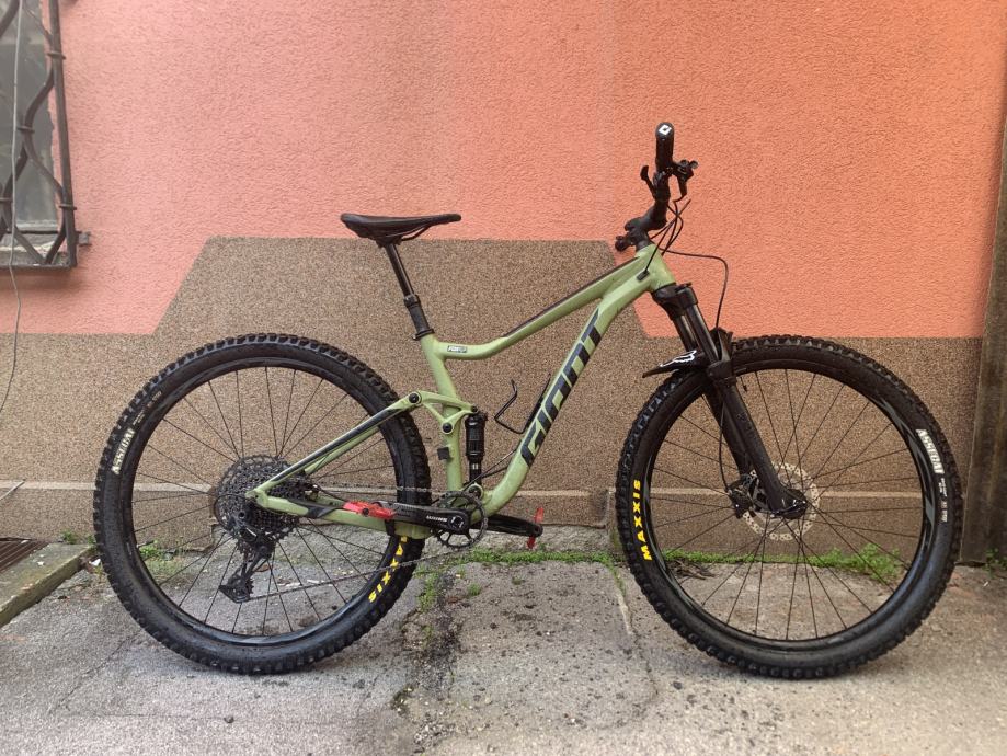 Enduro kolo, GIANT stance