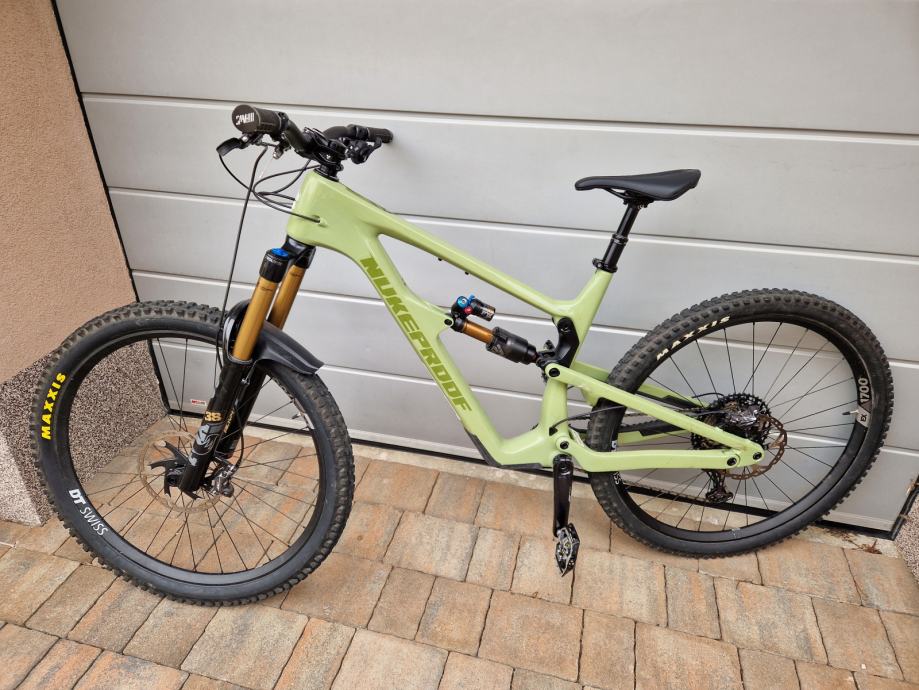 Enduro kolo; Nukeproof Mega 290 Factory