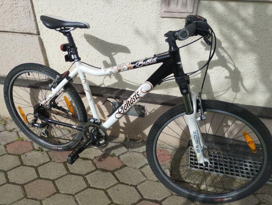 GENESIS ZETA, žensko gorsko kolo, 26col , 24 prestav