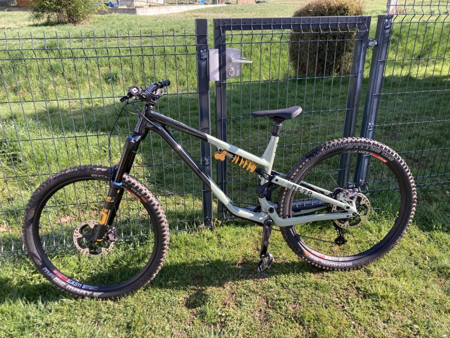 Gorsko Enduro Kolo Commencal Meta AM 29 OHLINS EDITION XL