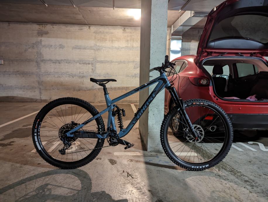 Gorsko enduro kolo Ghost Riot Enduro Essential