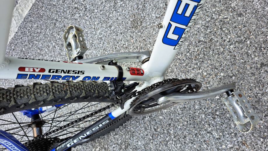 Gorsko kolo Genesis mtb 26