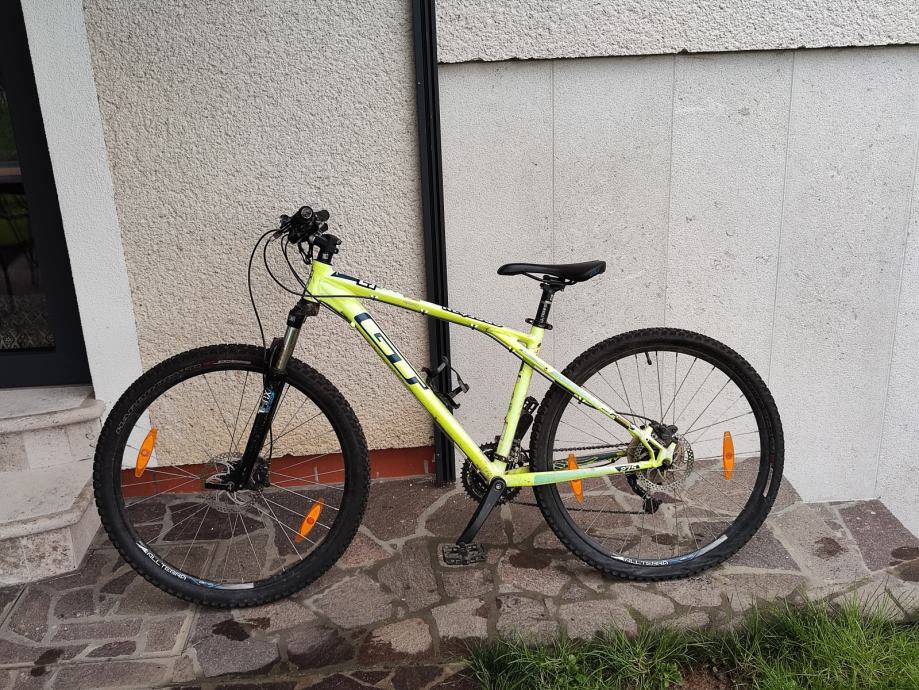 Gt Avalanche triple triangle mountain bike