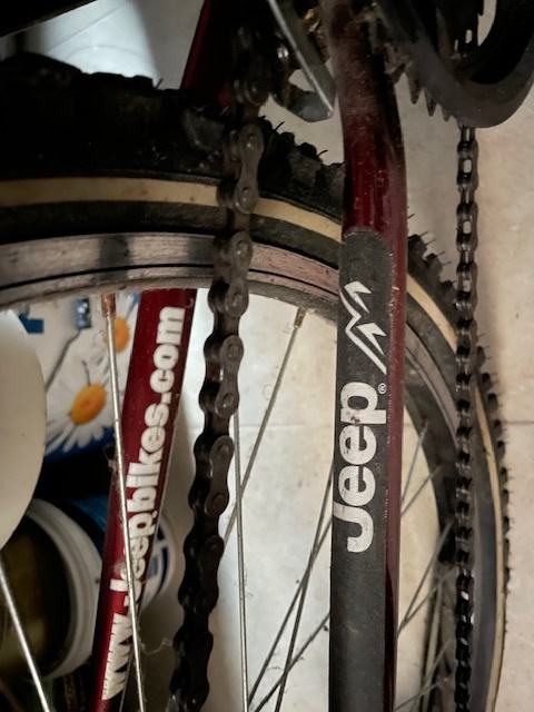 Jeep Cherokee bike limited edition