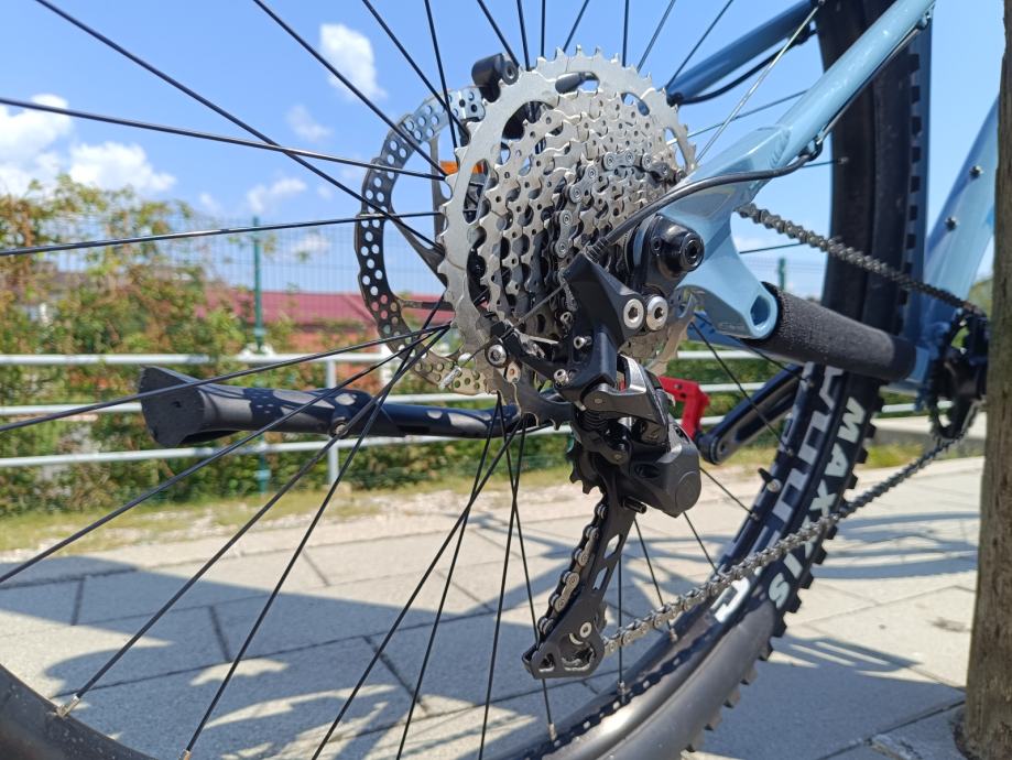 Nukeproof Scout 290 Race
