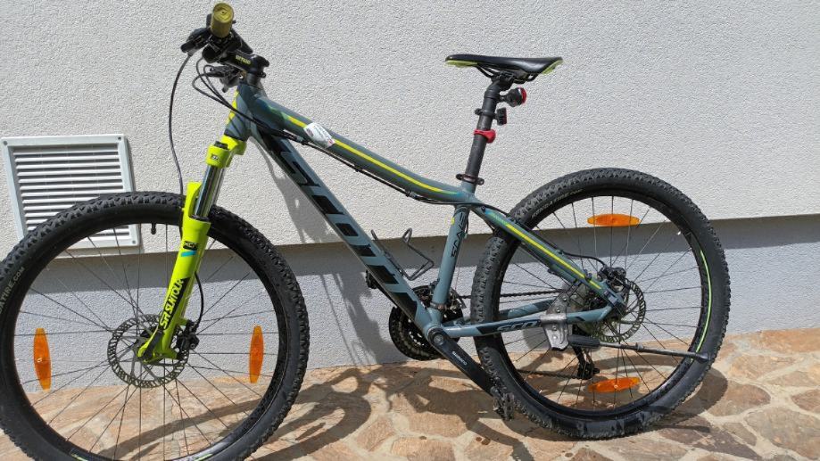 otroško kolo scott scale 26