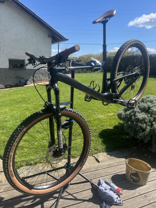 Polno vzmeteno gorsko kolo Scott spark 970