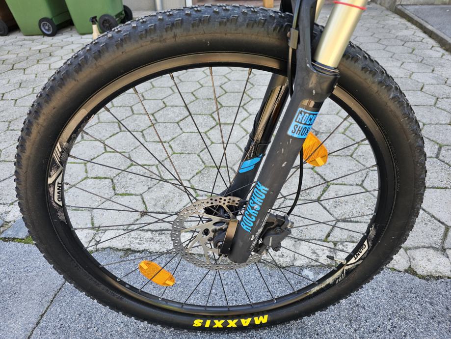 Prodam gorsko kolo GIANT TALON 1M