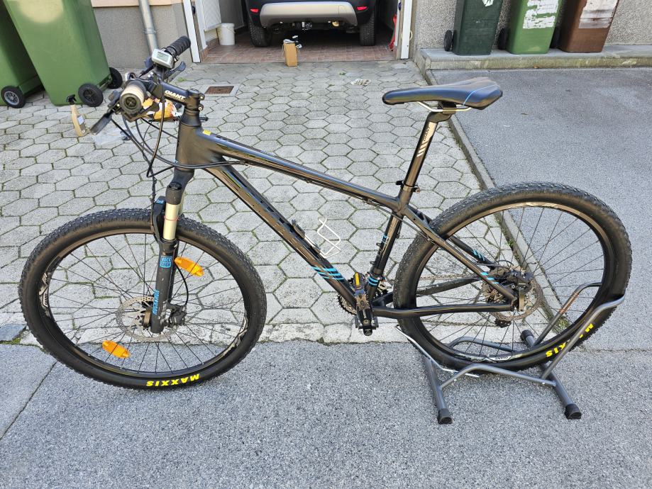 Prodam gorsko kolo GIANT TALON 1M