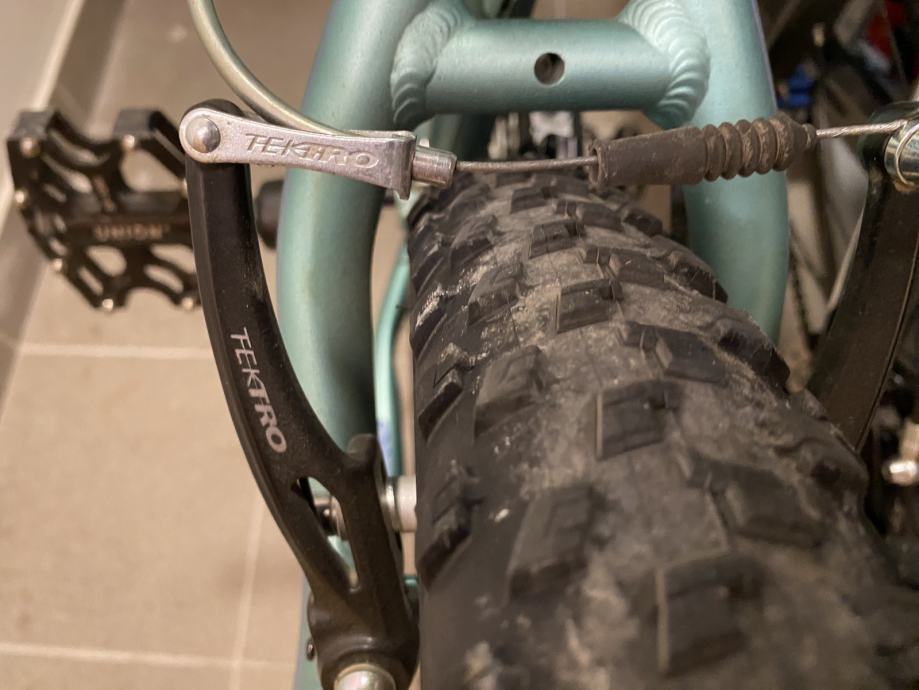 Prodam žensko gorsko kolo Ghost Miss 1100