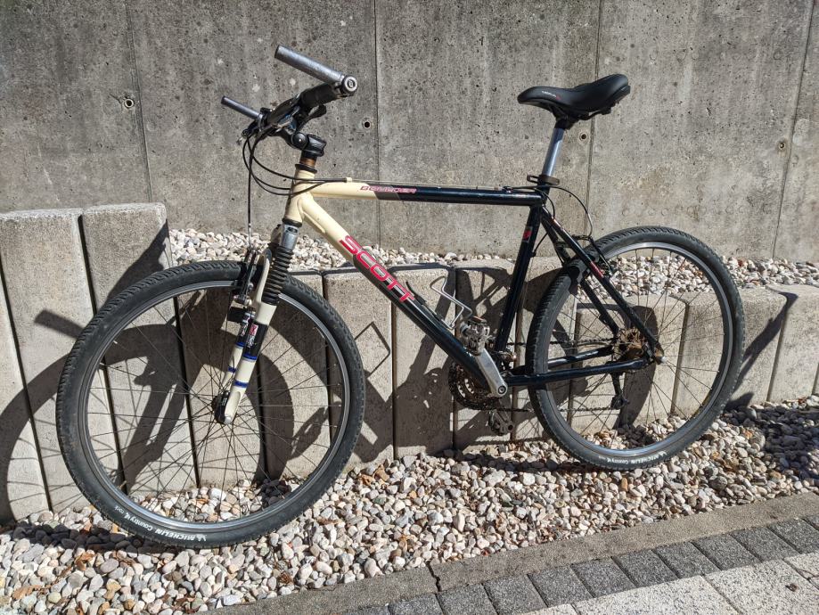 Scott Boulder, 26 gume