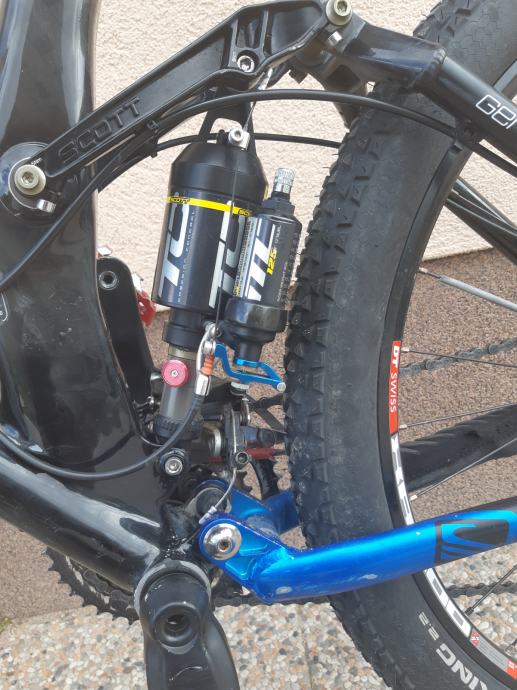 Scott Genius MC 30 poskodovan okvir