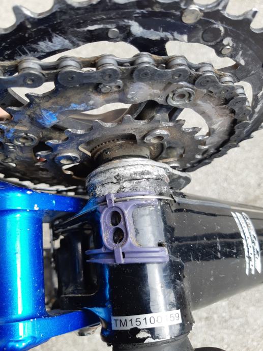 Scott Genius MC 30 poskodovan okvir
