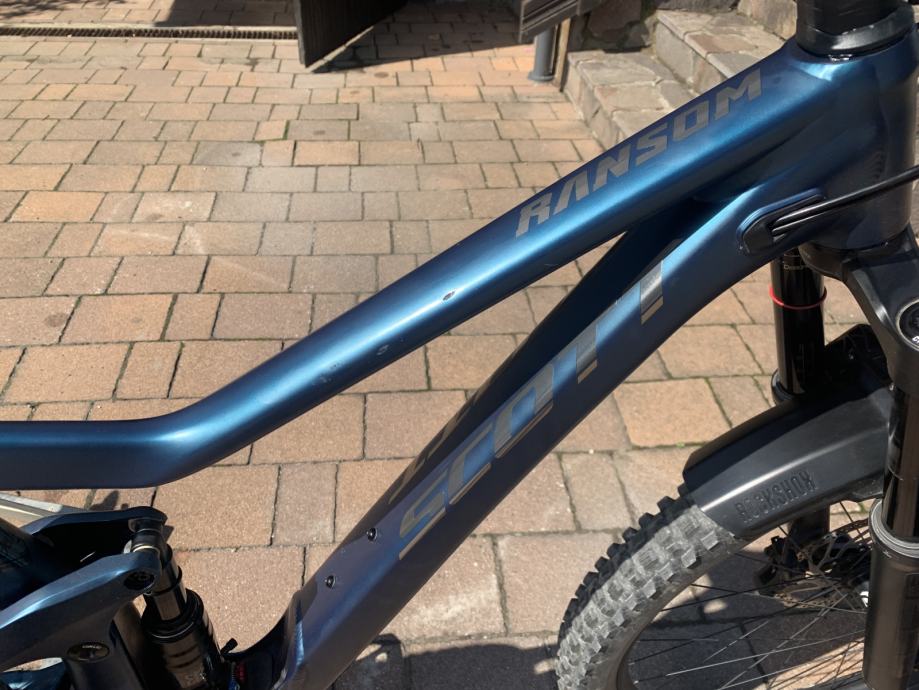 Scott ransom 930. Velikost L