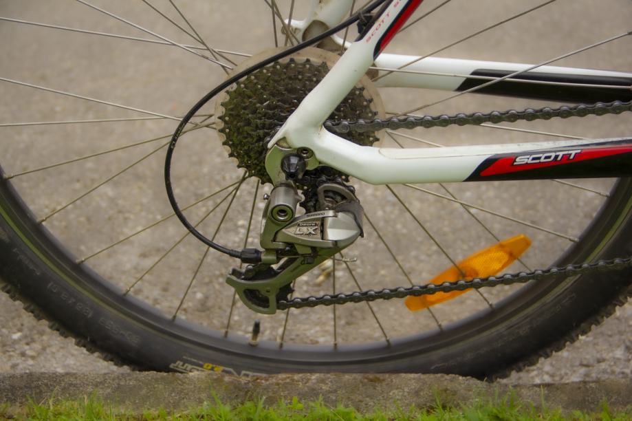 Scott Scale 80