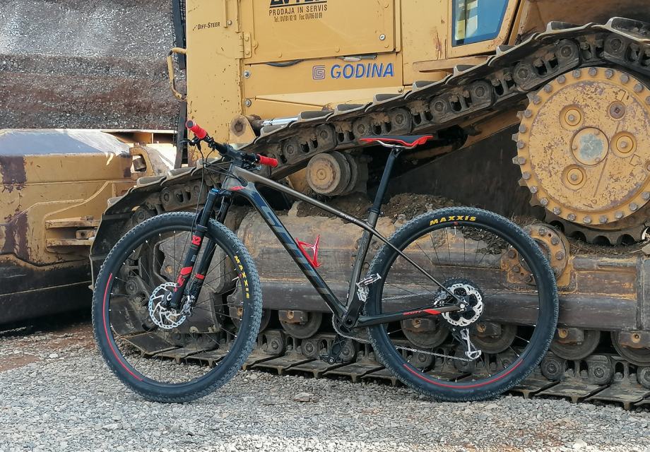 Scott Scale 910 29 2019 karbonski