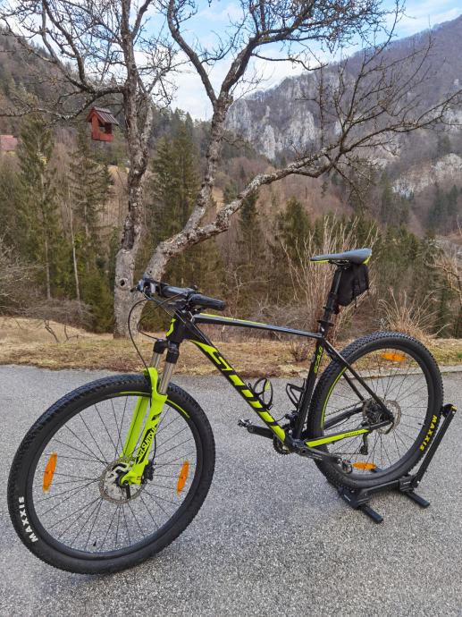 Scott scale 990,gorsko kolo