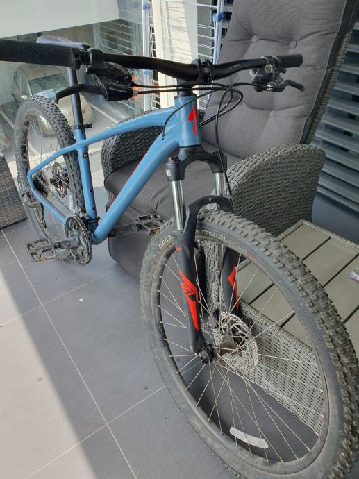 SPECIALIZED PITCH 27.5 L 2019