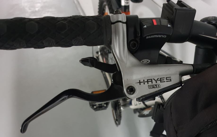 TREK 8000 In TREK 7600 W