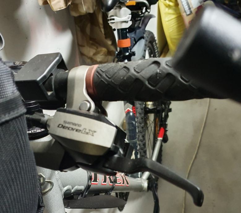 TREK 8000 In TREK 7600 W