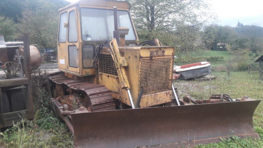Tg 75 buldozer