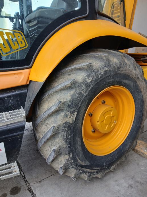 GUME 18.4-26 JCB 3CX