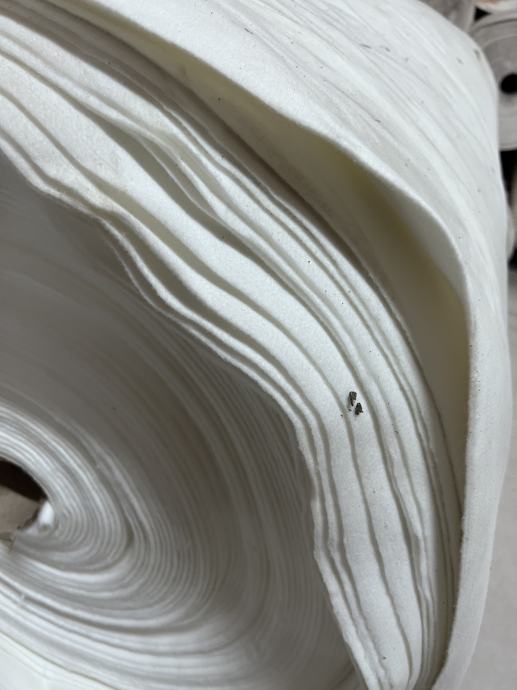 Gradbeni filc za ravne strehe 5mm deb. 600g