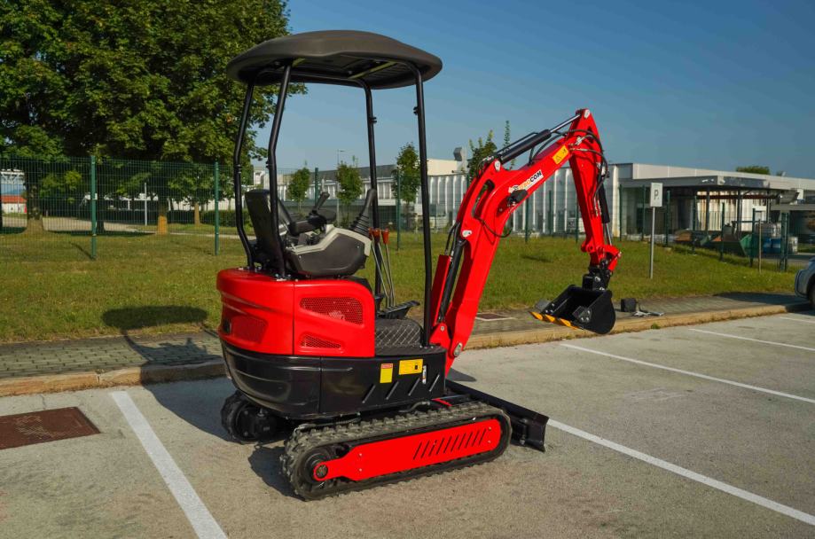 Mini bager K17, KUBOTA Motor