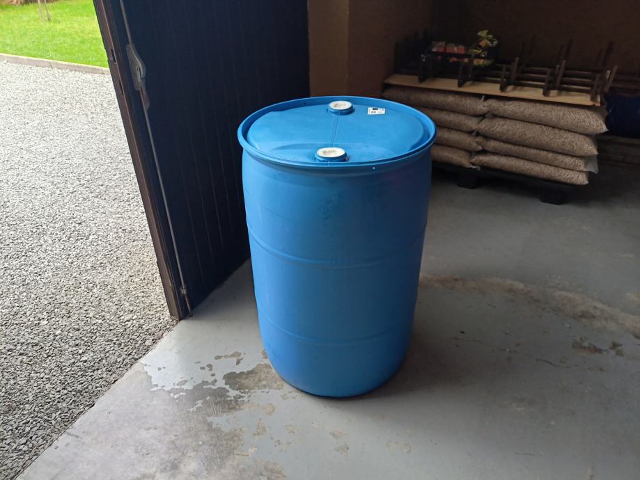 Prodam nov sod PVC 200 l čist