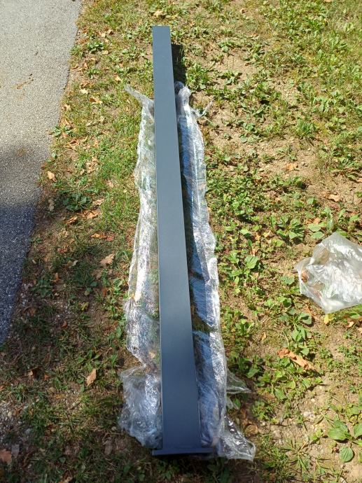 Prodam steber višine 210cm - aluminij - 10x10 - za parapet